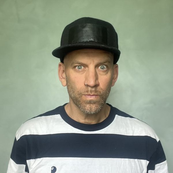 Florian Weber (Sportfreunde Stiller) mit Maradona Mio